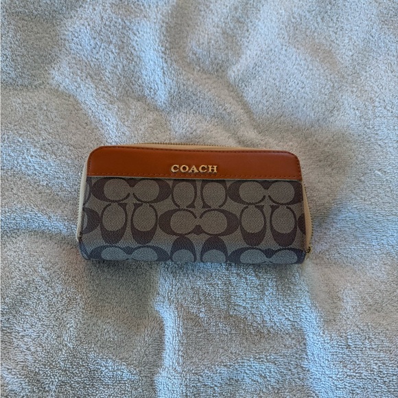 Coach | Bags | Coach Tan And Gray Signature Wallet | Poshmark